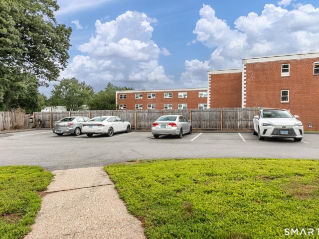 295 Bidwell Street Unit i, Manchester, US, CT