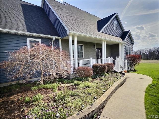 295 Buck Road