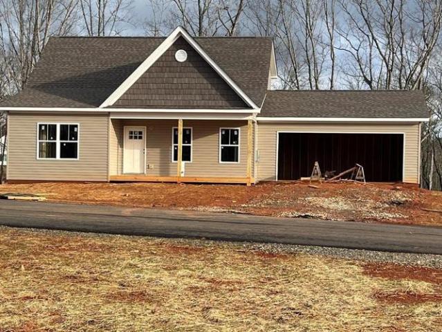 295 Grand Oaks Ln, Dahlonega, GA 30533