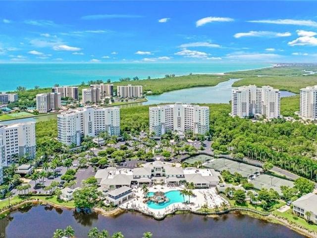 295 Grande Way # 5, Naples, FL 34110