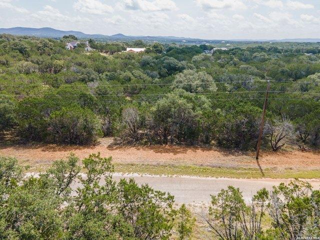295 Deer Run Ln Lot 2, Bandera, TX 78003