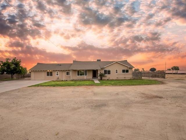 295 N Valentine Ave, Fresno, CA 93706