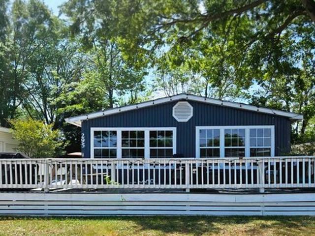 295 Sanddollar Dr, Surfside Beach, SC 29575