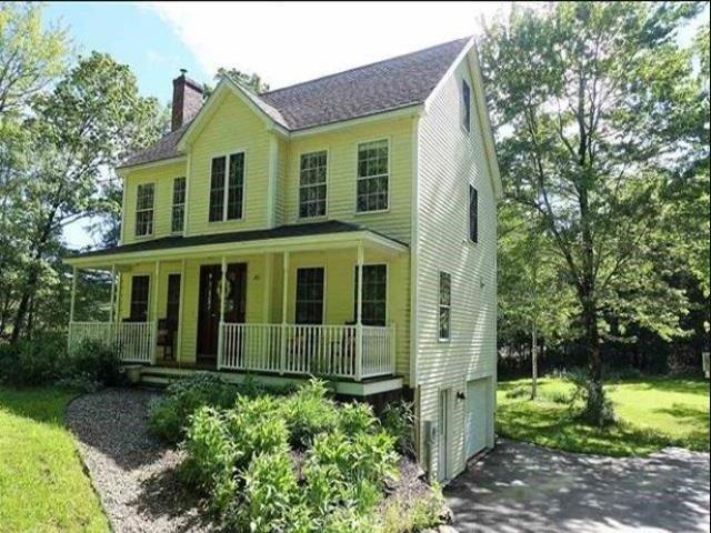 295 Stepping Stones Rd, Lee, NH 03861