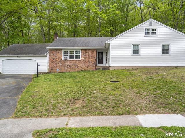 295 Stevenson Rd, New Haven, CT 06515