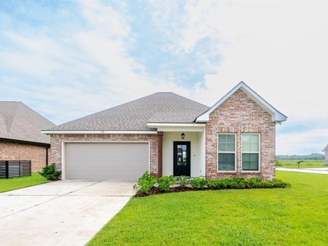 295 Peacock Pointe, Thibodaux, LA 70301