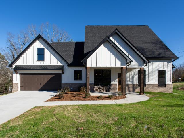 295 Running Oak Drive