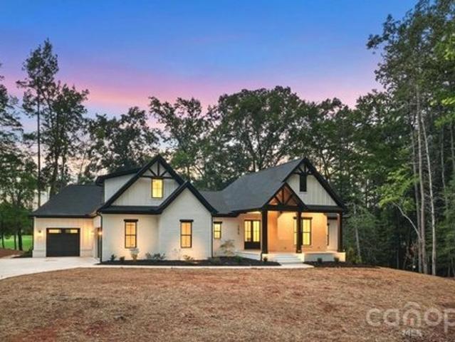 295 Tradition Dr, Mount Gilead, NC 27306