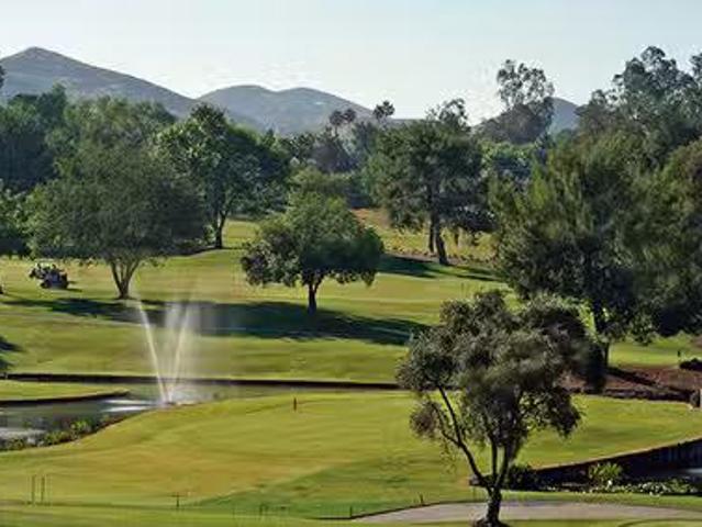 29642 Vacation Dr Houses in Canyon Lake, CA