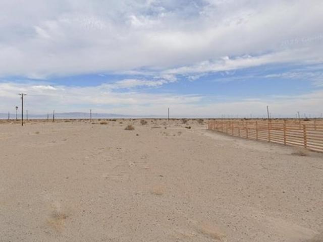 2964 2 Coventry Ave, Thermal, CA 92274