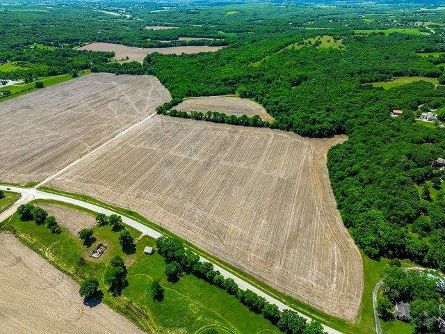 29655 W 83rd St, De Soto, KS 66018