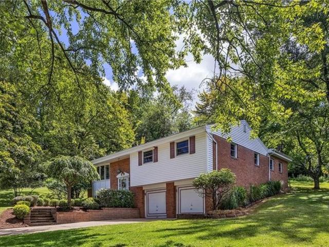 2965 E Elfinwild Rd, Allison Park, PA 15101