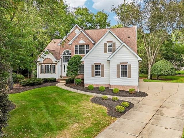 2965 Greenspire Ln, Akron, OH 44333