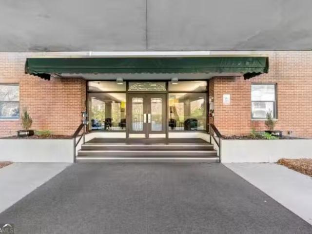 2965 Pharr Ct S Northwest #304, Atlanta, GA 30305 MLS 10438753