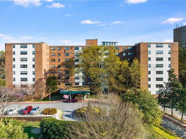 2965 Pharr Court South NW Apt 118, Atlanta, GA 30305