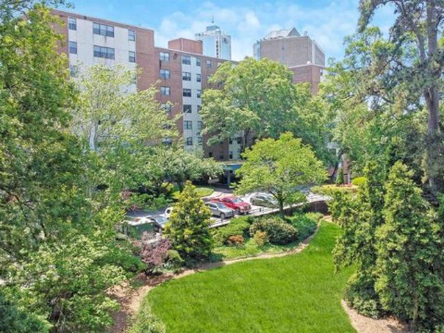 2965 Pharr Court South NW Apt 119, Atlanta, GA 30305