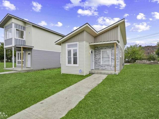 2966 Ashland St, Detroit, MI 48215