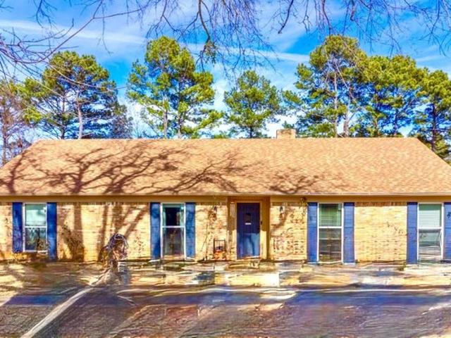 2966 Lynn Dr, Longview, TX 75604