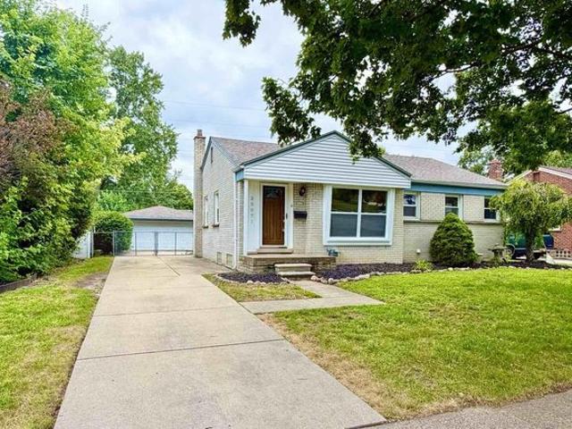 29671 Macintyre St, Livonia, MI 48150