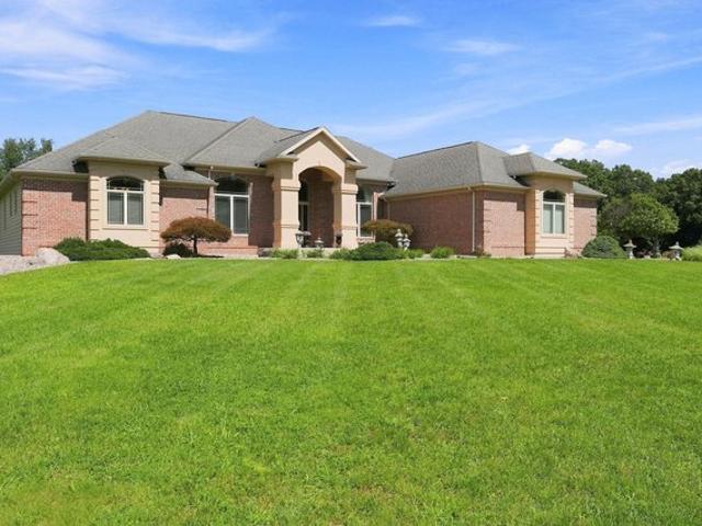 29675 Lakefield Ct, Elkhart, IN 46514