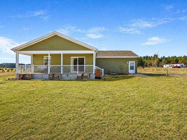 2968 Bowerman Rd, Kingsley, MI 49649