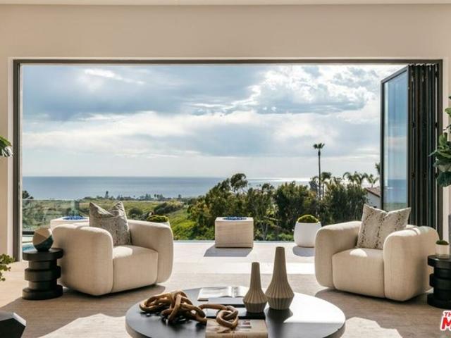 29600 Harvester Rd, Malibu, CA 90265