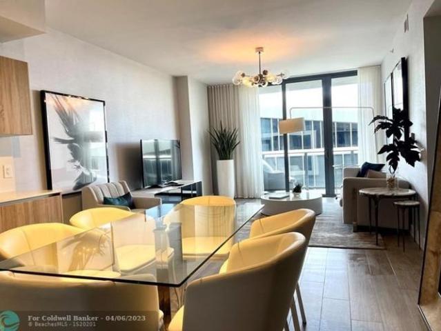 2960 NE 207th St #1008, Aventura, FL 33180