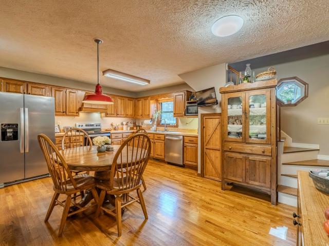 2960 oak grove rd