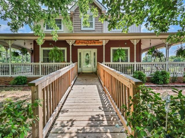 2960 Old Clarksville Spgfld Rd, Adams, TN 37010