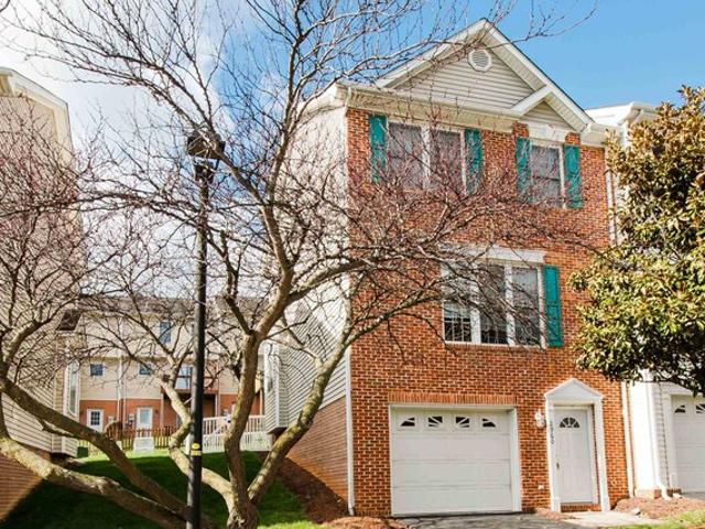 2960 Crystal Spring Ln, Rockingham, VA 22801