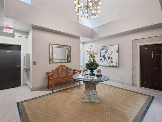 2960 Pharr Court South NW N6 & N8