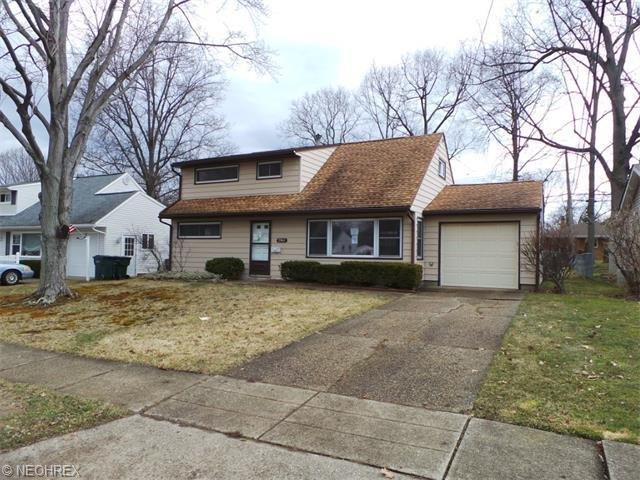 2961 Archwood Pl, Cuyahoga Falls, OH 44221