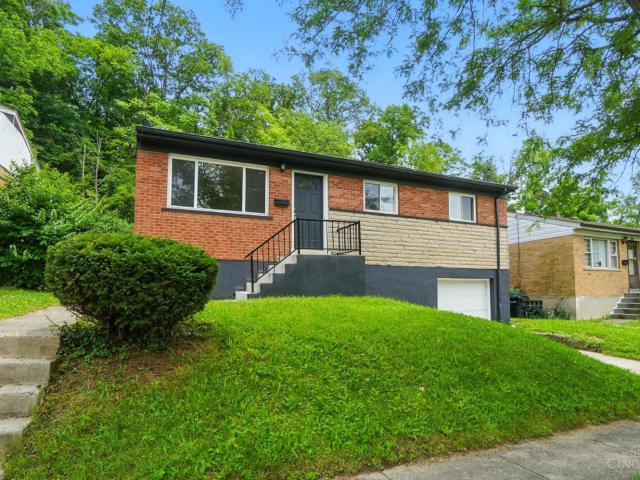 2962 Aquadale Lane