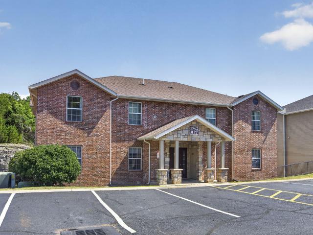 2962 Vineyards Parkway # #2