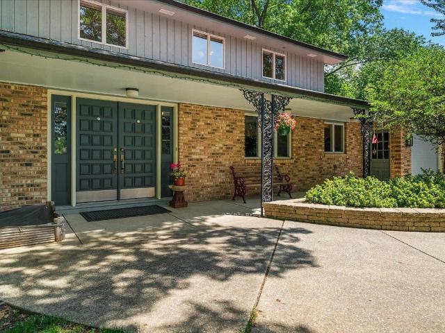 2963 E Bluffwood Terrace
