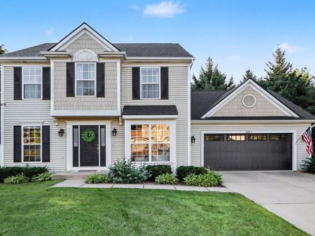 2963 Valley Glenn Cir, Kalamazoo, MI 49004