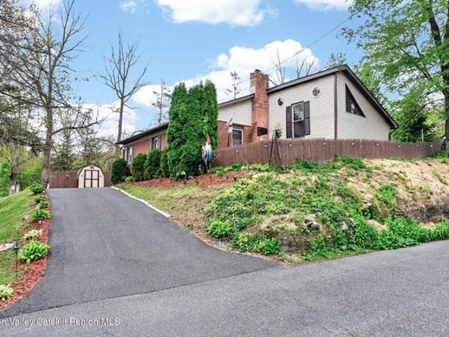 296 2nd Ave, Kingston, NY 12401