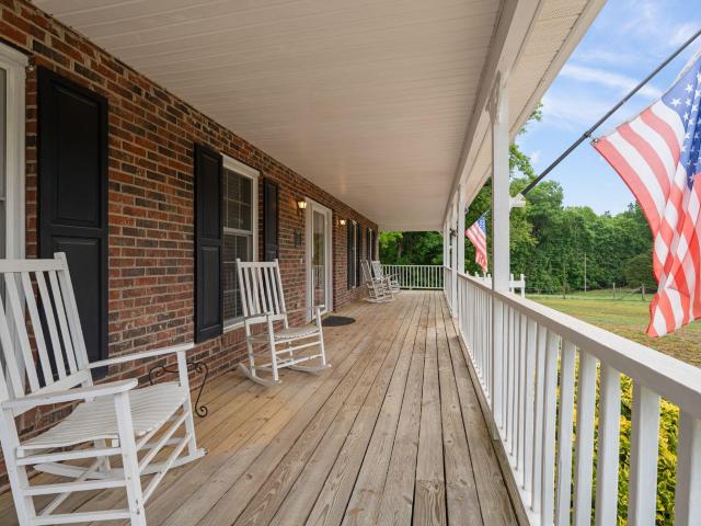 296 Cothran Hicks Road