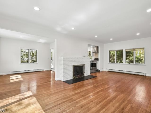 296 Glen Ave