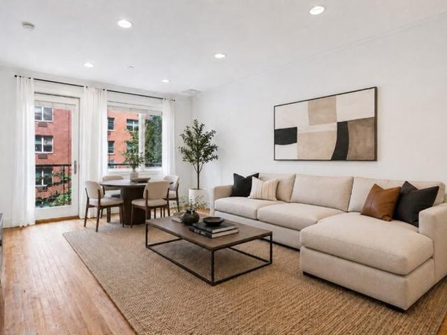 296 E 2nd St Apt 4H, New York, NY 10009