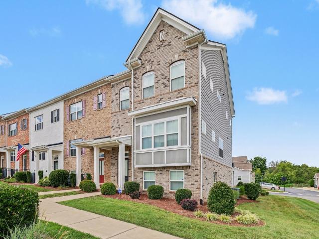 296 Kinsale Dr