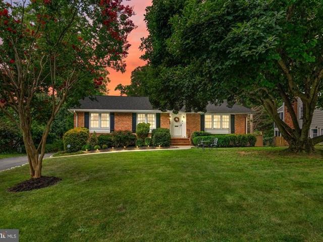 296 Halsey Rd, Annapolis, MD 21401