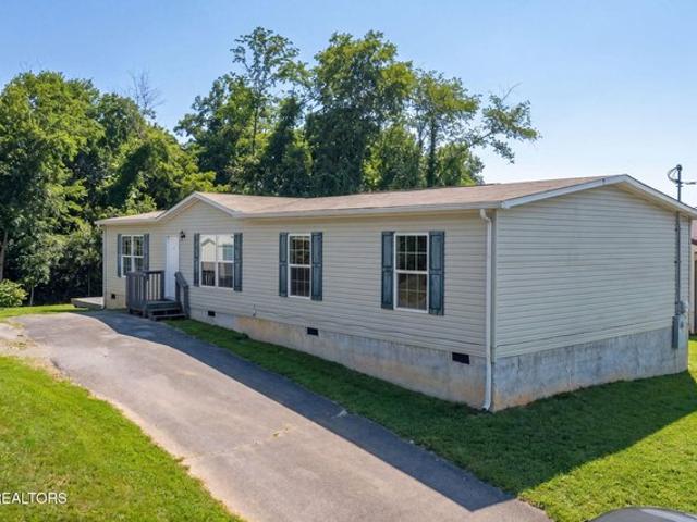 296 Illinois Ave, Oak Ridge, TN 37830