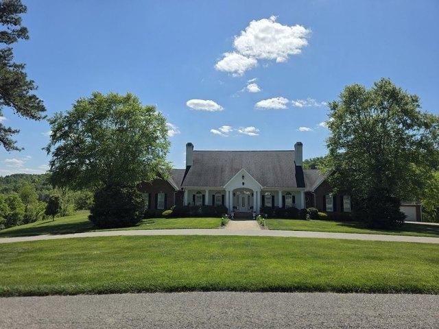 296 Lakeview Cir, Grayson, KY 41143