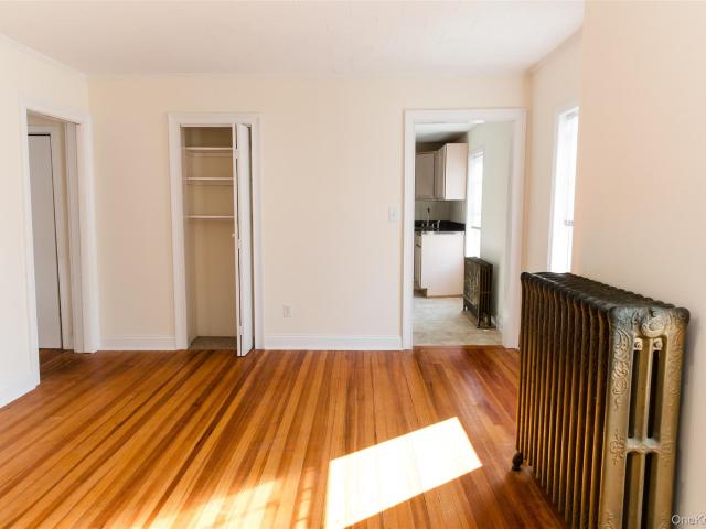 296 MAIN Street 2