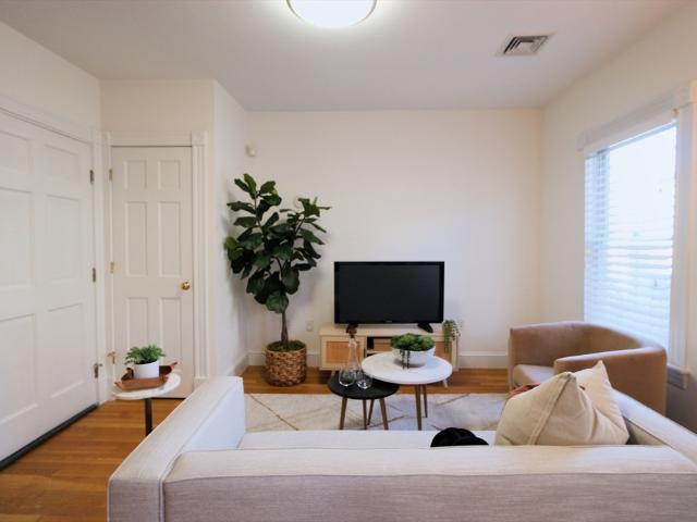 296 W 3rd St, Unit U1, Boston, MA 02127 | MLS #73456 | Compass