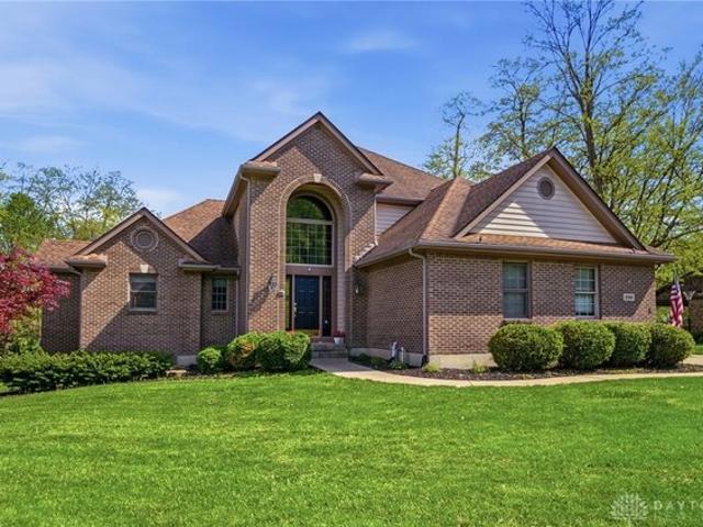 296 Timberleaf Dr, Beavercreek, OH 45430
