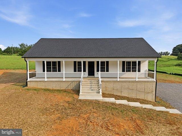2974 Novum Rd, Reva, VA 22735
