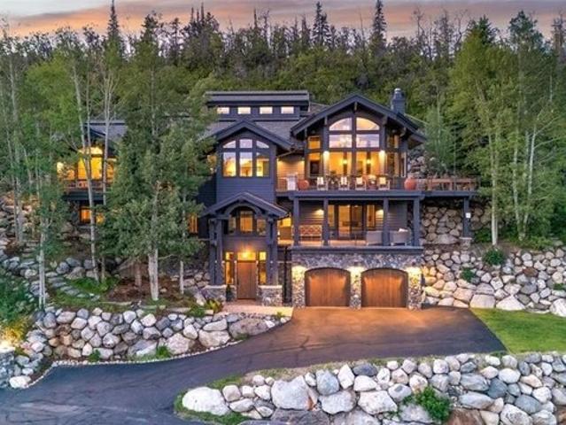2974 Ridge Rd, Steamboat Springs, CO 80487