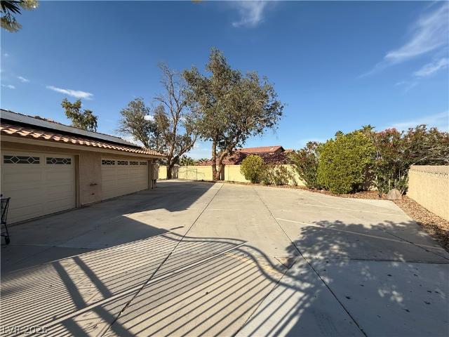 2975 Montessouri Street